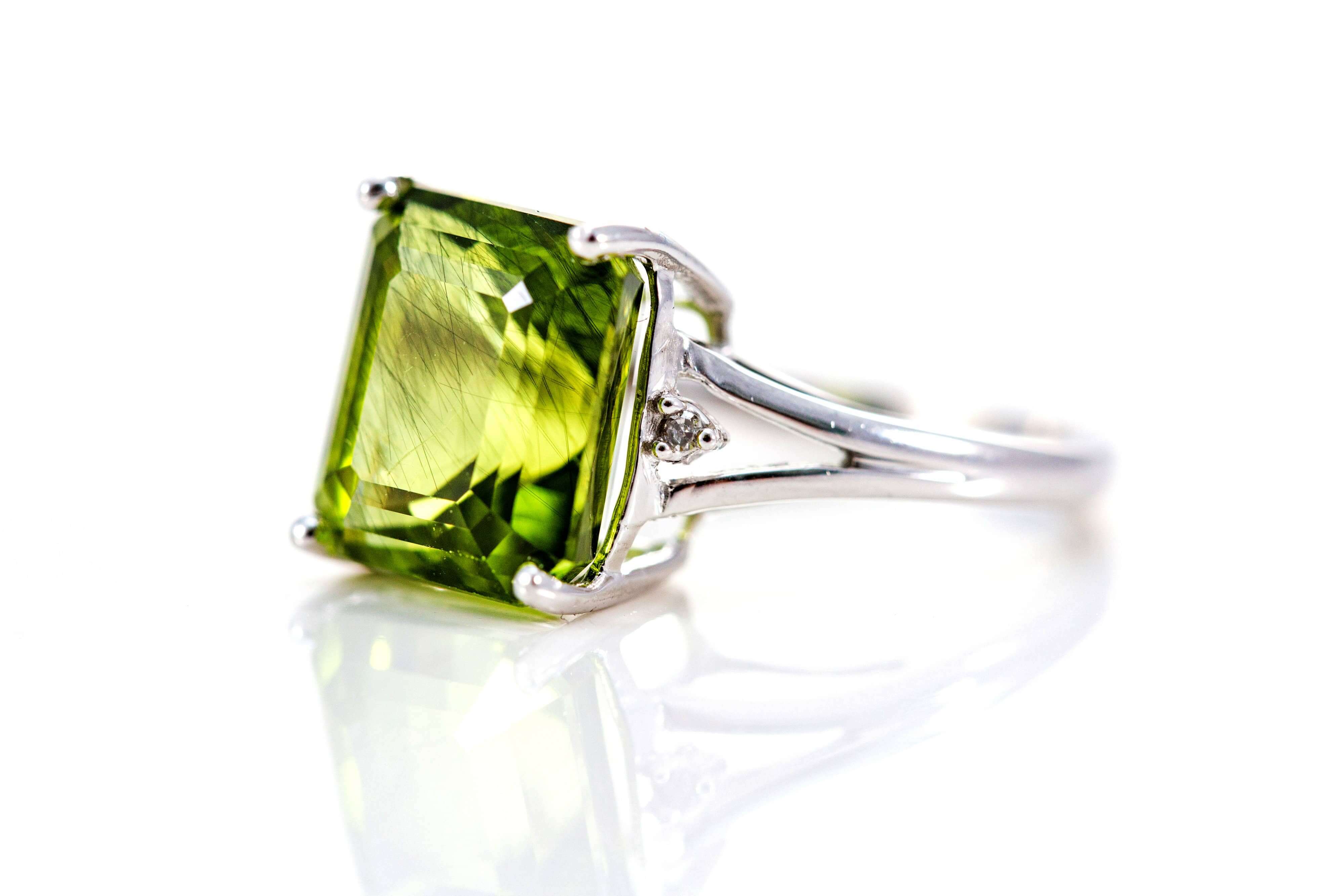 August Birthstone Rings | Browse Our Rings | Trabert Goldsmiths