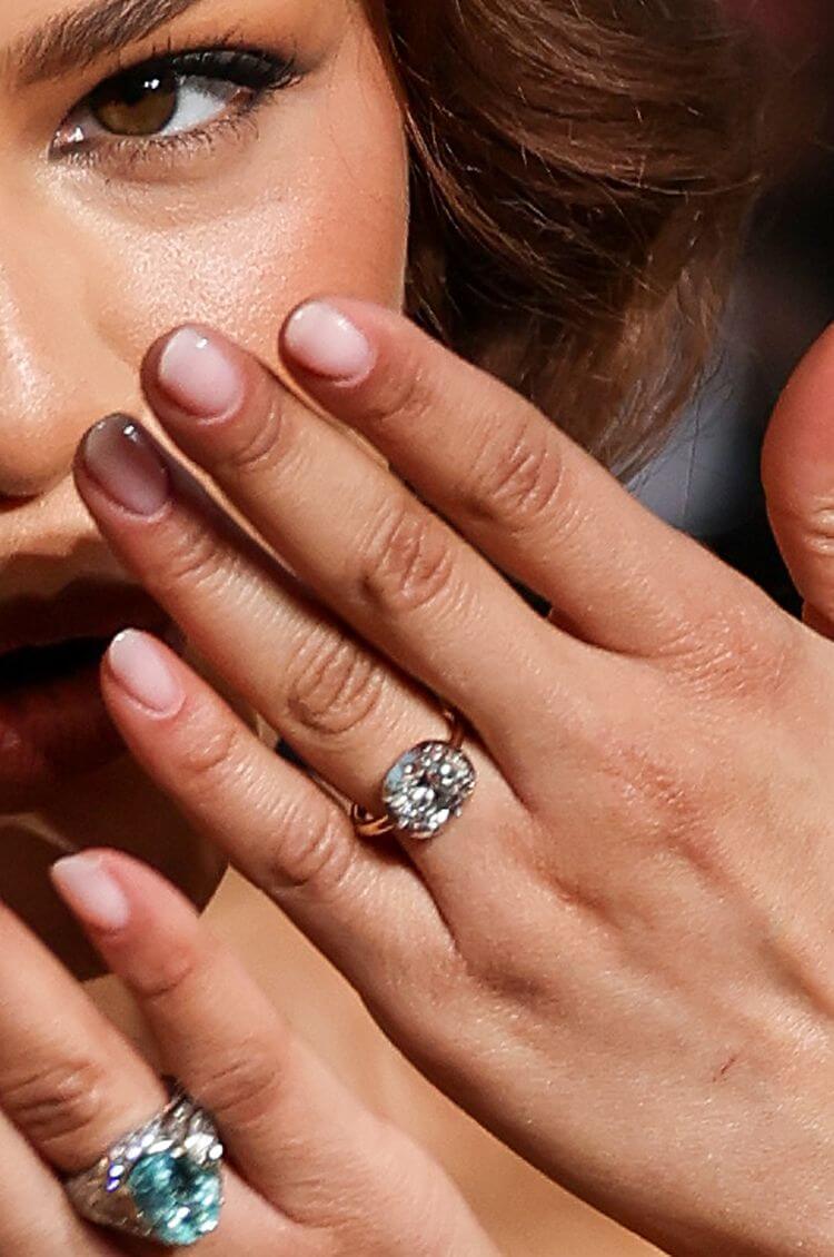 Zendaya's Engagement Ring: A Closer Look